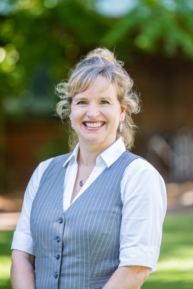 Ingrid Daubar | Department of Earth, Environmental & Planetary Sciences ... Ingrid Daubar | Department of Earth, Environmental & Planetary Sciences ...