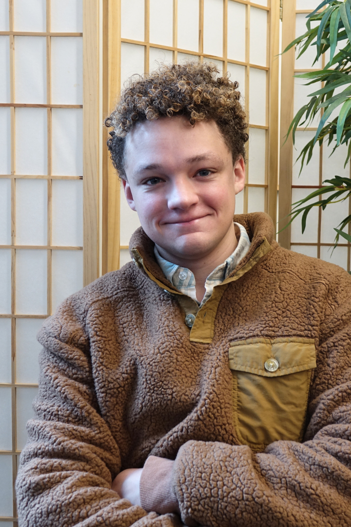 Thomas Czernik | Department of Earth, Environmental & Planetary ...